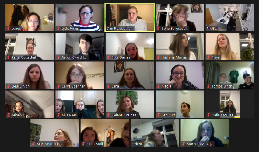 Neges Heddwch ac Ewyllys Da | Urdd Gobaith Cymru